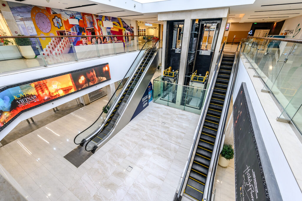 About Us - Junction Mall